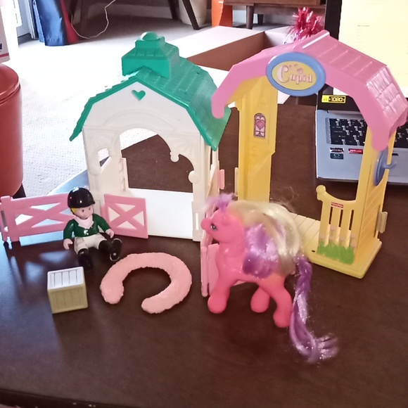 Fisher-Price | Toys | Vintage Fisher Price Dream Dollhouse Cupid Loving ...